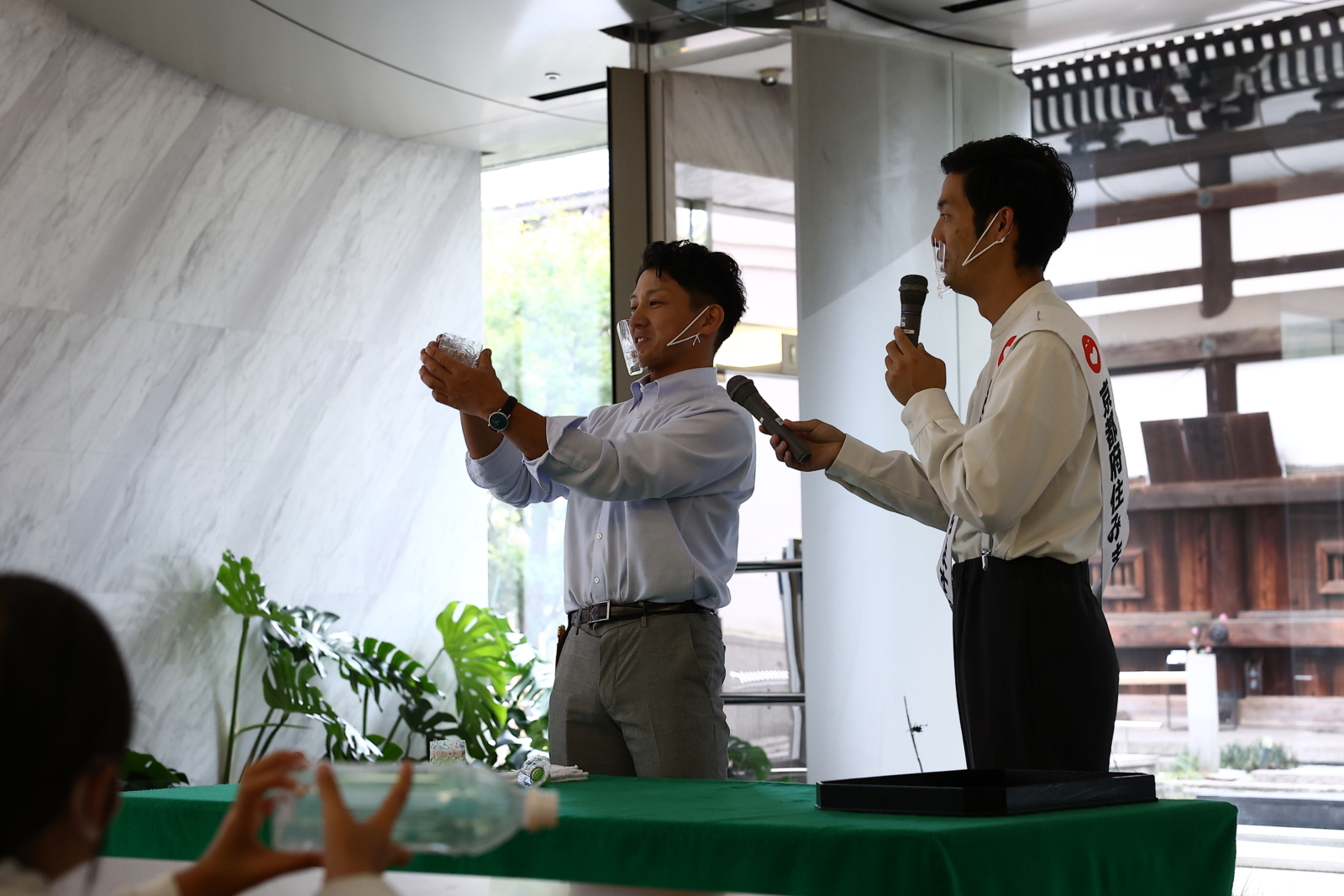 京都・六角堂にて、京都国際映画祭×華道家元池坊のコラボ企画『エコいけばな体験会』を実施! | FANY Magazine