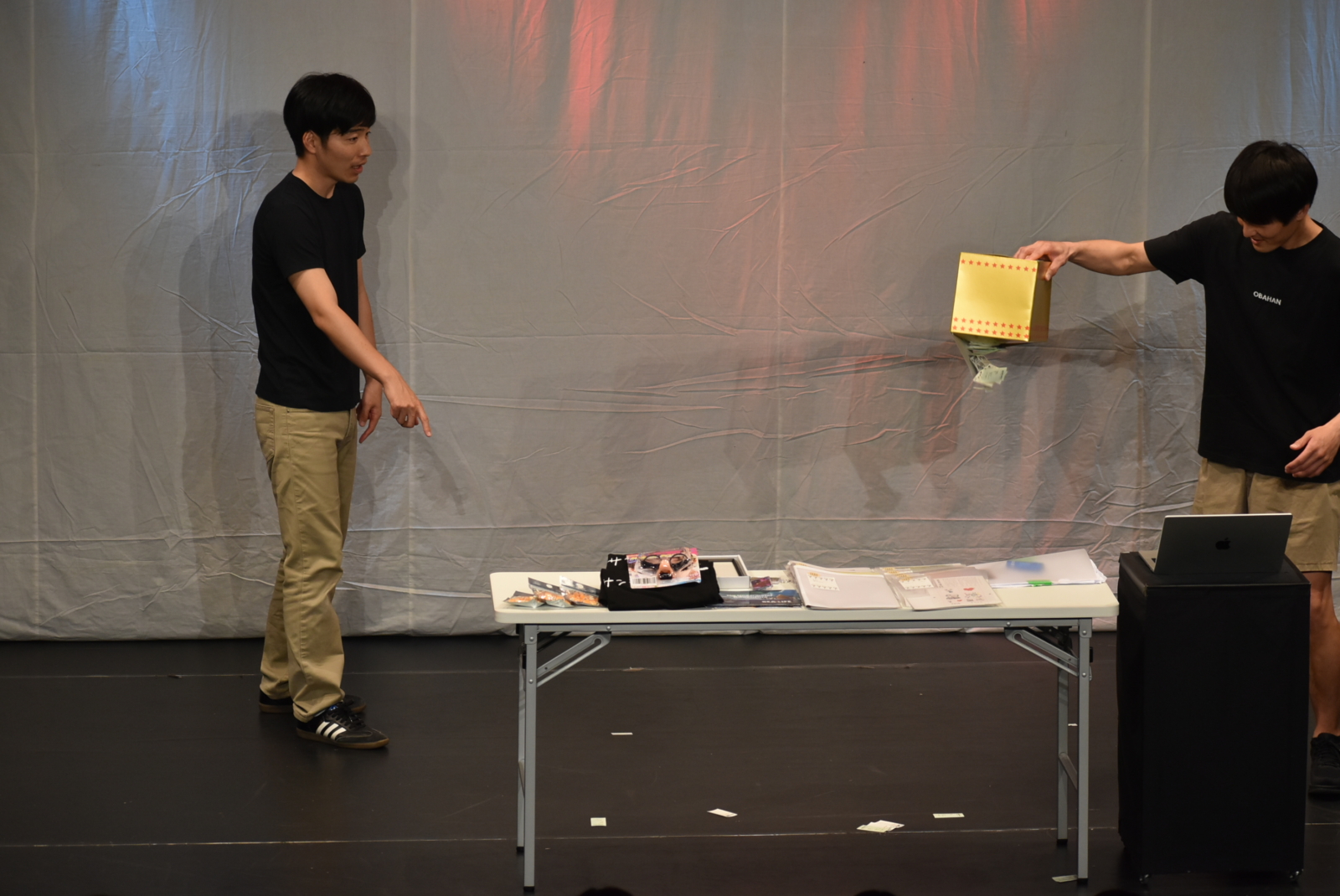 全員がジャルジャルのコントの出演者に! ゼロから新ネタ作る奴ライブレポート | FANY Magazine