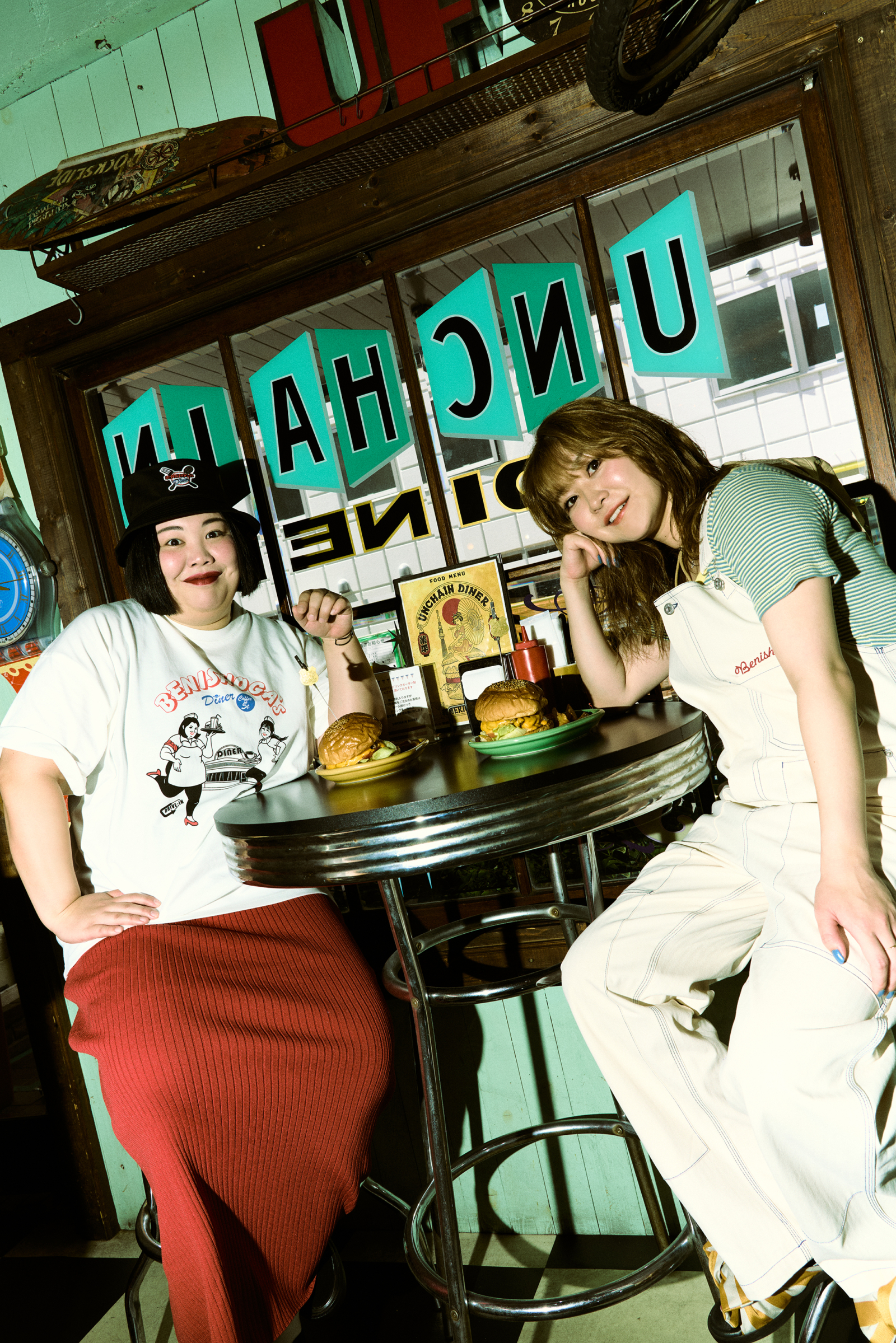 UNIVERSAL OVERALL×マユリカ・紅しょうがのWコラボ! 両コンビのデザインによるオリジナル商品発売＆POP UP開催 ...