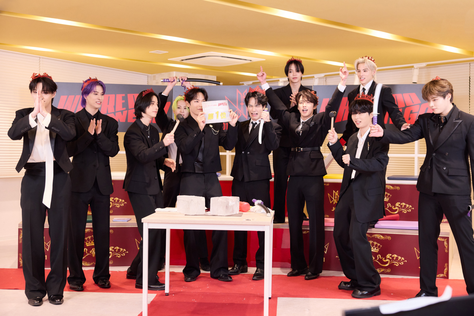 JO1 9TH SINGLE『WHERE DO WE GO』初日売上ハーフミリオン突破! 9作連続デイリーシングルチャート1位獲得! | FANY Magazine