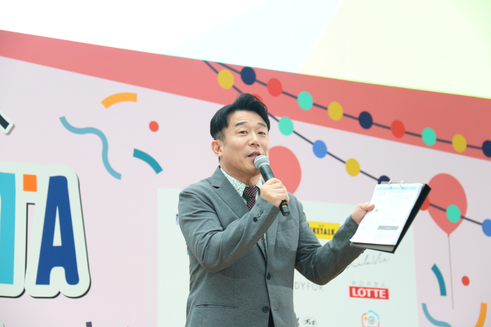 南キャン山里らが『グローバルフェスタJAPAN』に出演! ODA70年に「僕は何もしていないのに…感謝しかない」 | FANY Magazine