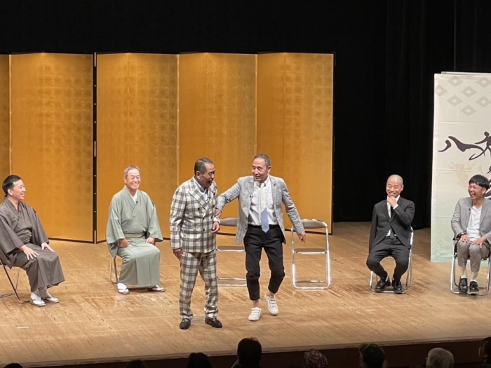 今年も『八方の楽屋ばなし』が開幕! コンプライアンスギリギリの八方節が炸裂!? | FANY Magazine