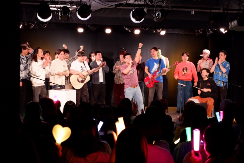 笑い納め＆初笑い! 大宮・沼津・六本木、個性あふれる吉本3劇場のカウントダウンライブの模様をお届け! | FANY Magazine