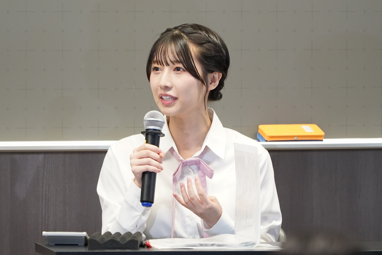 藤井隆、おばたのお兄さん、NMB48安部若菜が学生と“金融リテラシー”学習! 「すぐ信用して買ってしまって…」 | FANY Magazine